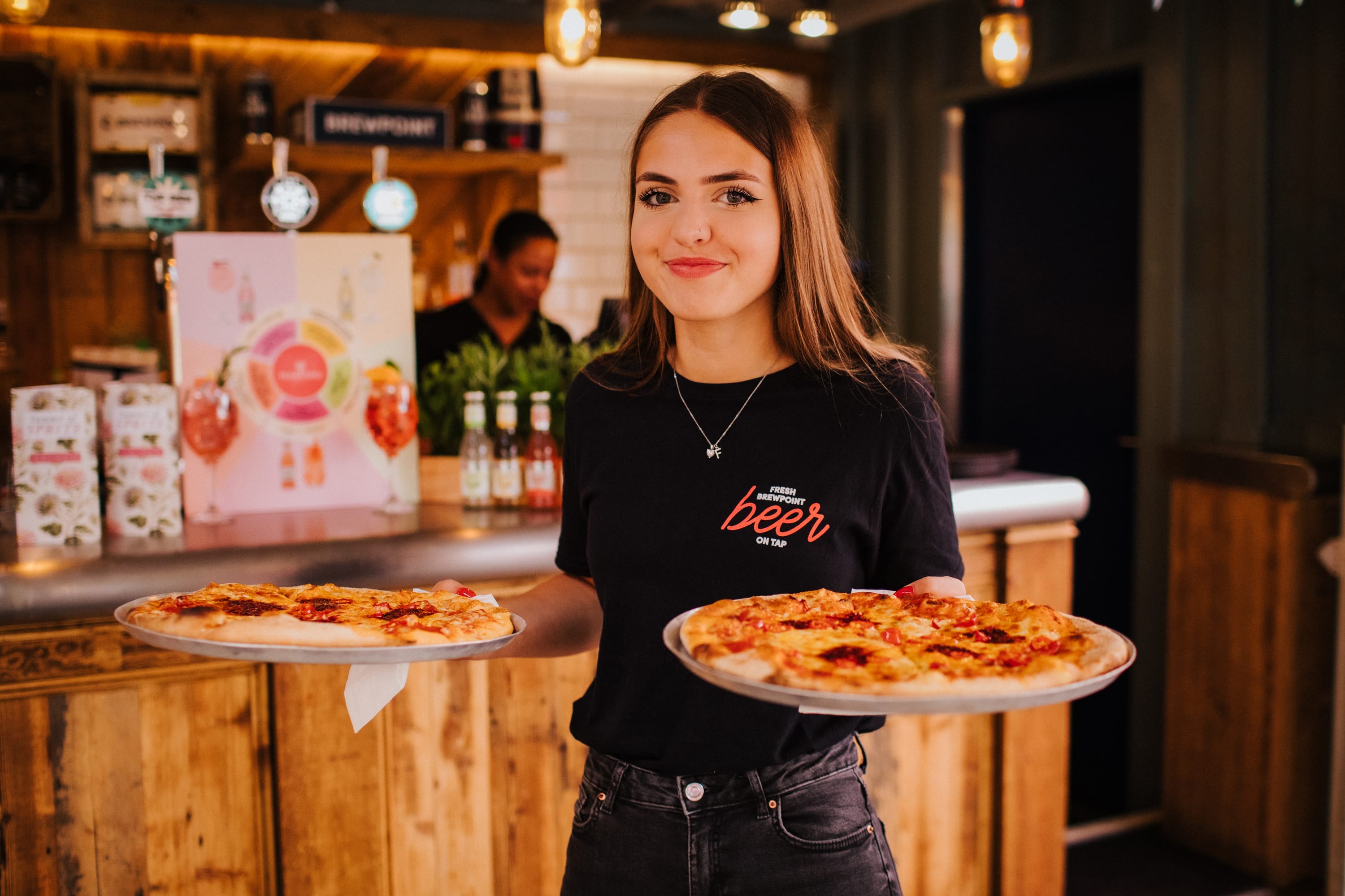 Cezanne OnDemand | FOH Team Member